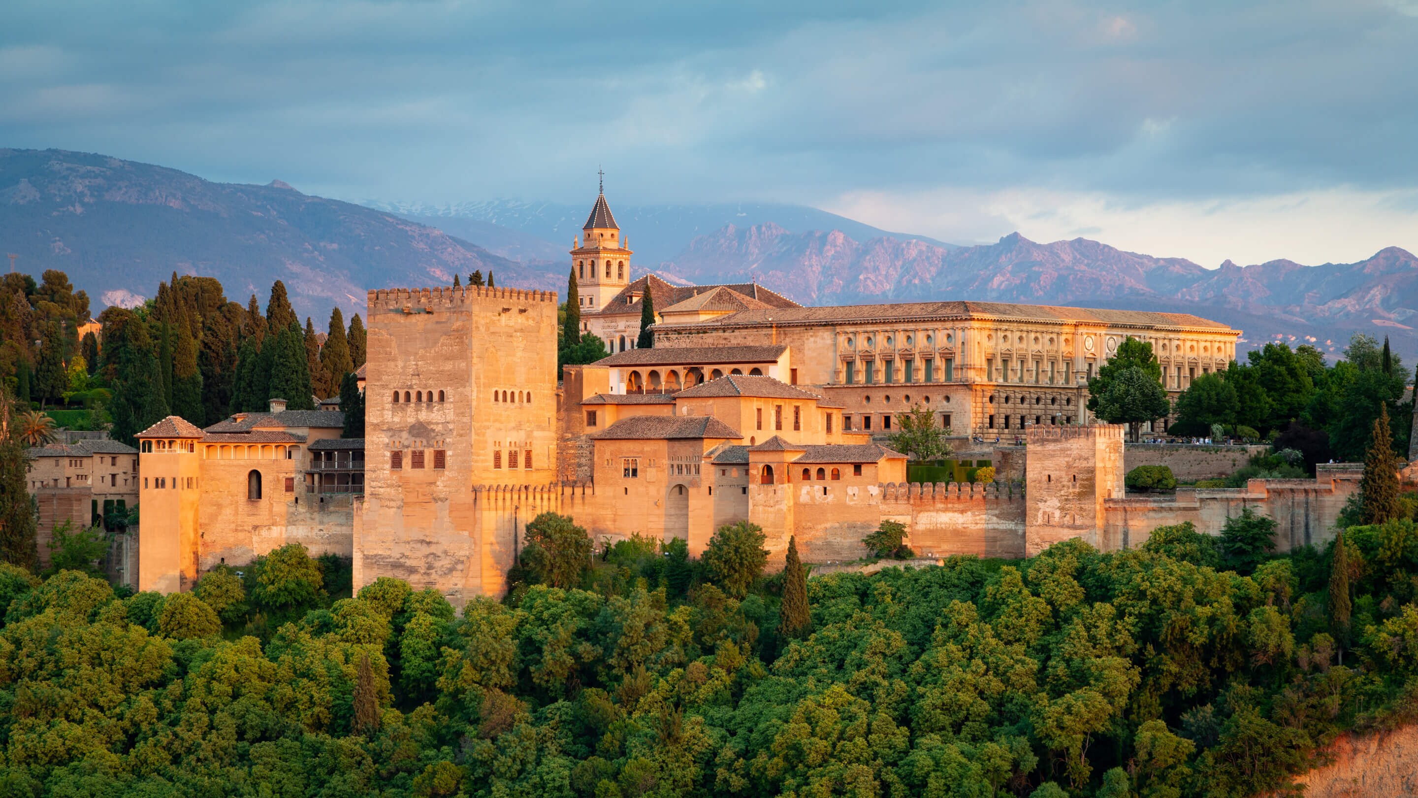 Castle Rentals: Majestic Vacation Homes | Vrbo