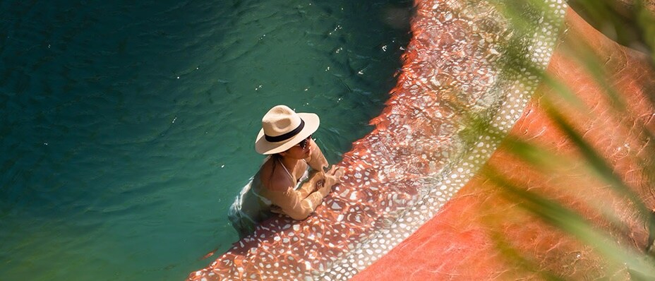 Alaska-US-Spring2x_HP_928x398-v3.jpg?impolicy=fcrop&w=1400&h=600&q ...